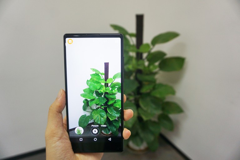 Test du Vernee Mix 2 le smartphone sans bordures comme le Mi Mix 2