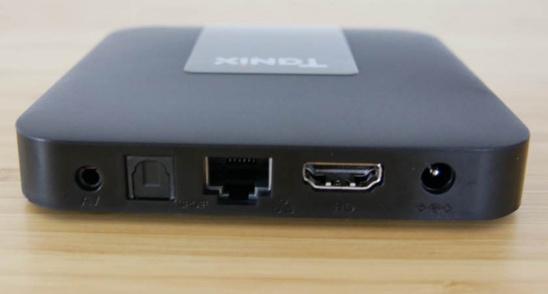 Test de la Tanix TX3 : Une box TV à 30€ qui manque de...